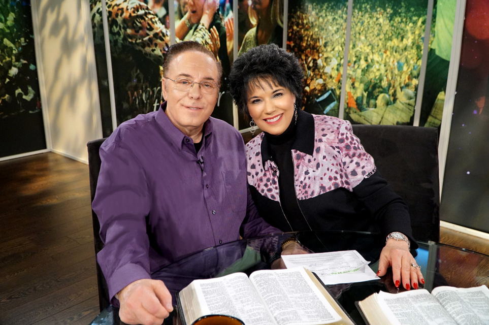 Pastor Kenneth W. Hagin and Rev. Lynette Hagin - Rhema Bible Church